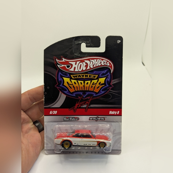 Toys | Hot Wheels Waynes Garage Vairy 8 639 Real Riders | Poshmark